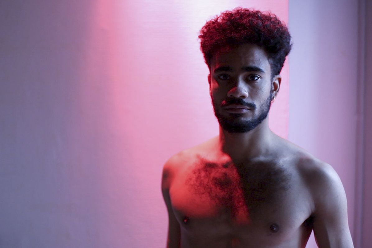 Han spiller verdens største feminist – Interview med Malik Grosos om ...