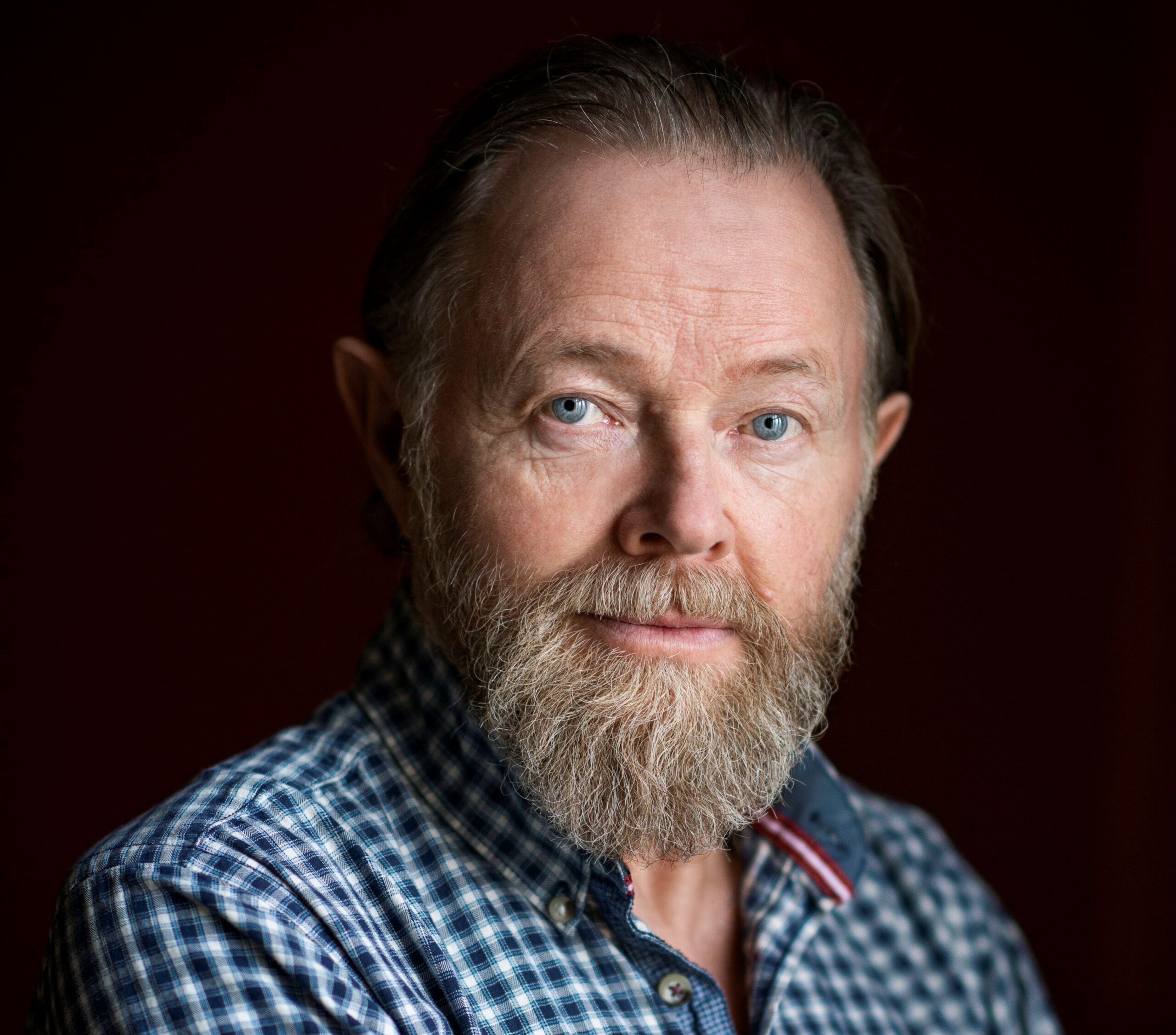 Jesper Asholt: Jeg fortryder, at jeg lod mig overtale til at spille far ...