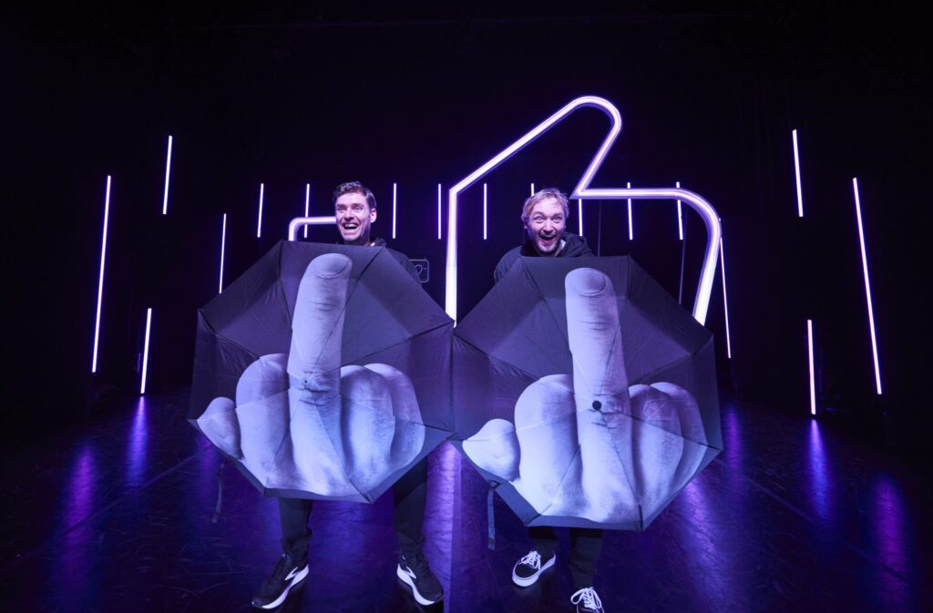 Albert Was Here – pointen drukner i forestilling om dansk Youtuber - Iscene