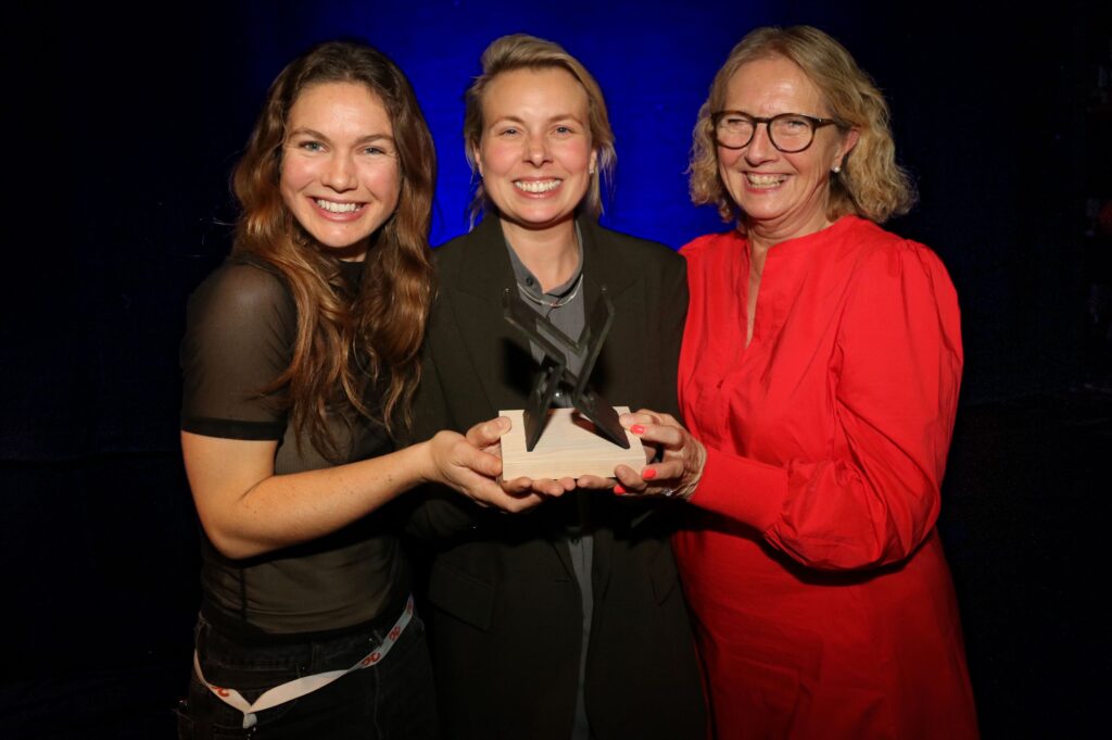 Ina-Miriam Rosenbaum modtog Årets Forestilling, da Danmarks ...